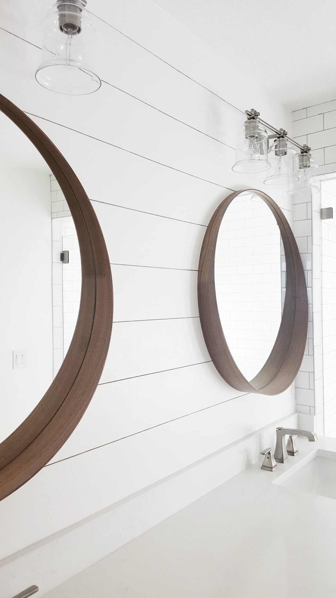 Shiplap Vanity - White Lane Decor