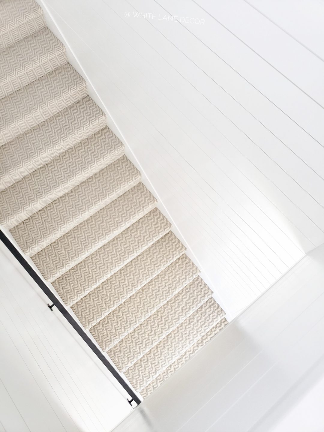 Modern Black Handrail - White Lane Decor